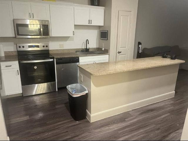 $800 Shared 1BR See Description