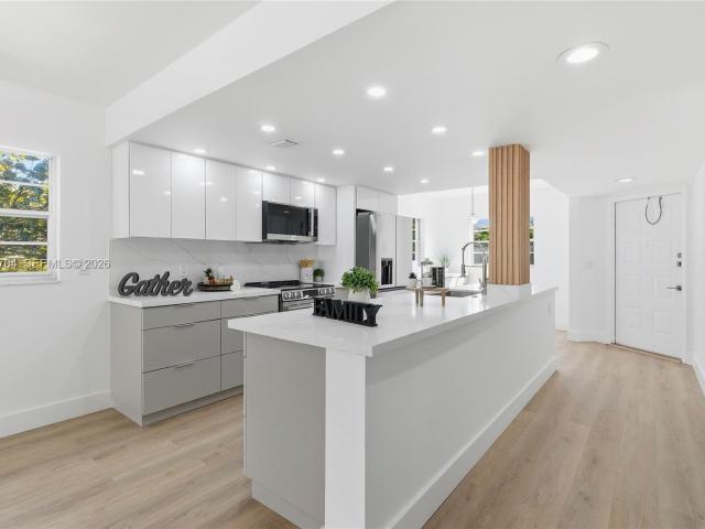 800 SW 125th Way, Unit 312O, Pembroke Pines, FL 33027 | MLS #A11990