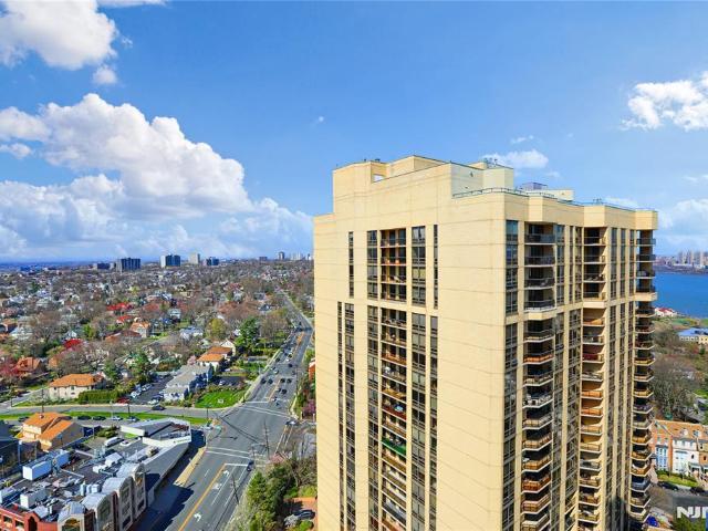 800 Palisade Avenue # 1903