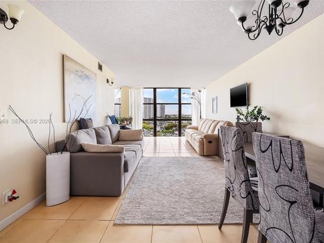 800 Parkview Dr Apt 901, Hallandale Beach, FL 33009