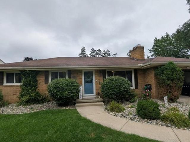 800 Phillips St, Maumee, OH 43537