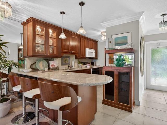800 Pine Dr Apt 13, Pompano Beach, FL 33060