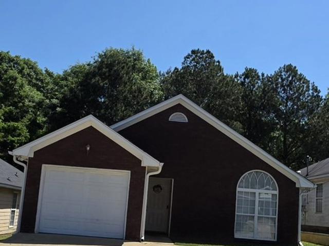 800 Pine Hill Ct, Phenix City, AL 36869