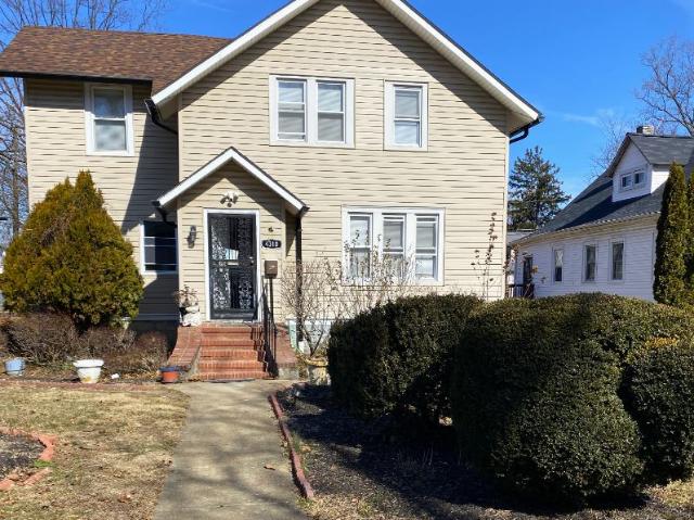 $800 Room for Rent Private Bath 4310 Ridgewood
