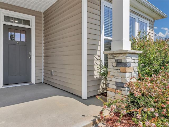800 Redmill Lane