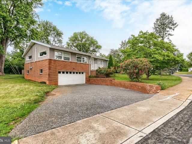 800 Redwood Drive