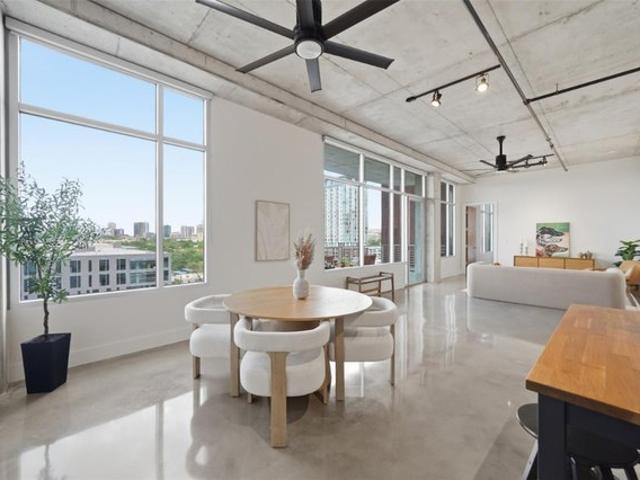 800 W 5th St Apt 906, Austin, TX 78703