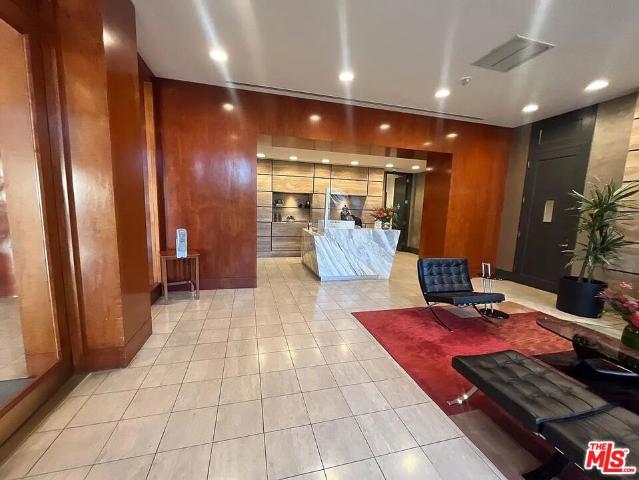800 W 1st Street 1409