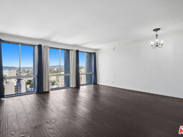 800 W 1st Street 1409