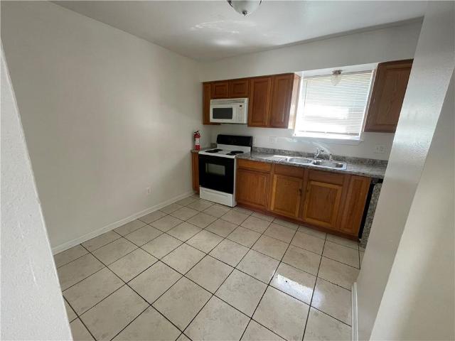800 W Genie Street # 3