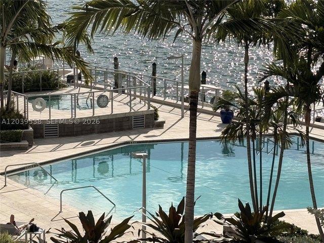 800 West Ave Apt 533, Miami Beach, FL 33139