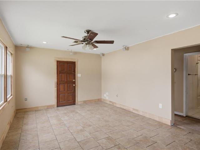 800 West Drive