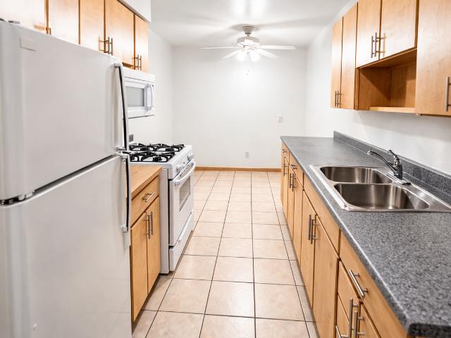 800 UNIV 1 Bedroom Apartment for Rent at 800 University Ave Se, Minneapolis, MN 55414 Marcy Holmes