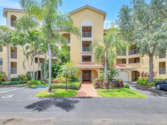 800 Uno Lago Dr, Unit 302, Juno Beach, FL 33408 | MLS #B26009