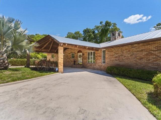 800 Ulrich Rd, Fort Pierce, FL 34982