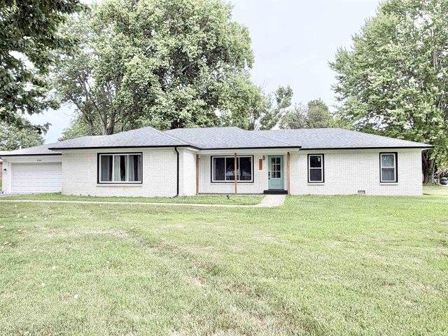 800 Upland Dr, Logansport, IN 46947