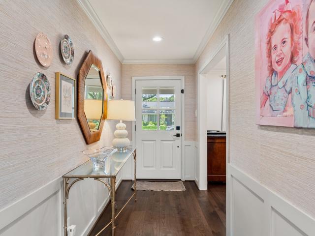 8014 Meadowvale Drive