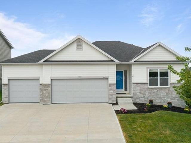 8014 N 167th Ave, Bennington, NE 68007