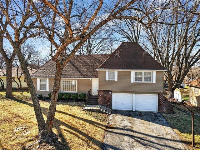 8015 Cleveland Ave, Kansas City, KS 66109