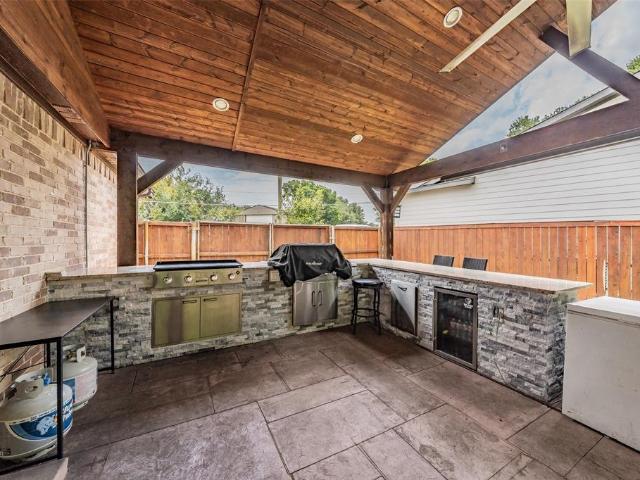 8015 Leigh Ann Drive