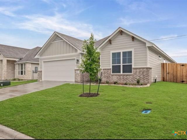 8015 Pineridge Way