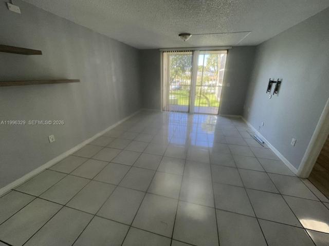 8015 SW 107th Ave, Unit 221, Miami, FL 33173 | MLS #A11996