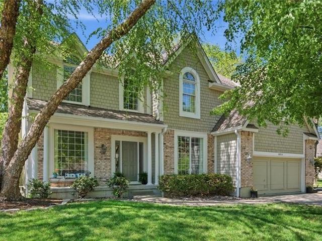 8016 N Chatham Ave, Kansas City, MO 64151