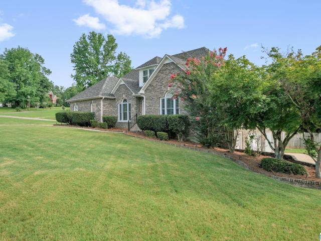 8016 Creekstone Circle