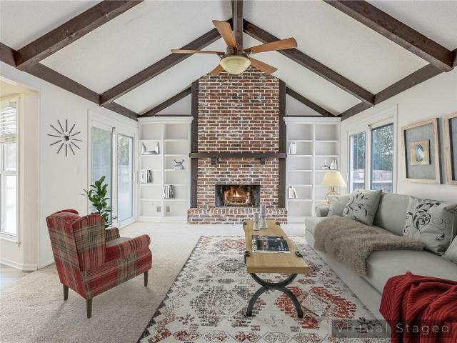 8016 Sunset Circle