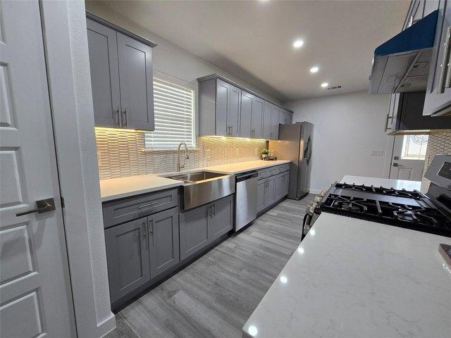8017 Donegal Ln, North Richland Hills, TX 76180