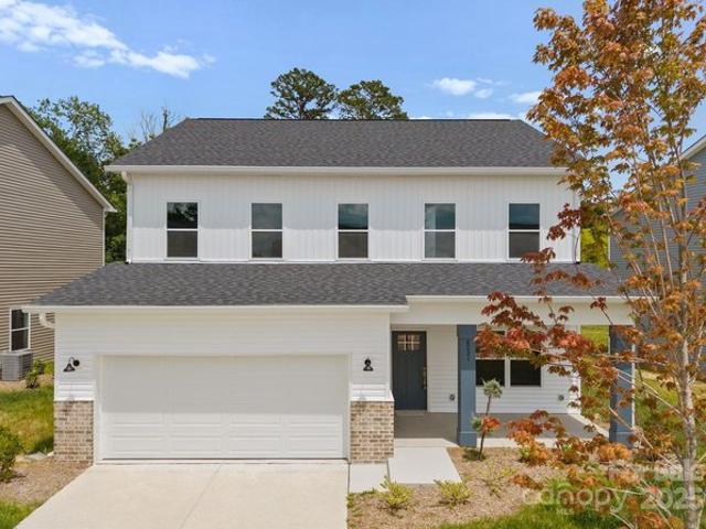 8017 Joy Crossing Ln, Charlotte, NC 28214