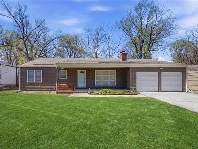 8018 Nall Ave, Prairie Village, KS 66208