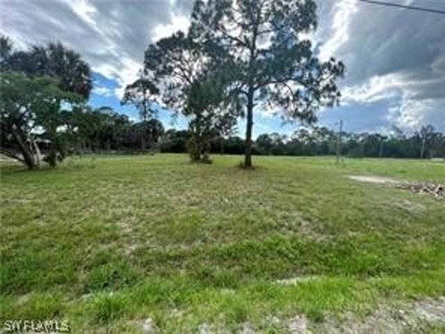 8018 Grady Dr Lot 4, North Fort Myers, FL 33917