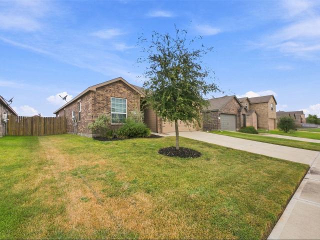 8019 Vacek Meadows Loop