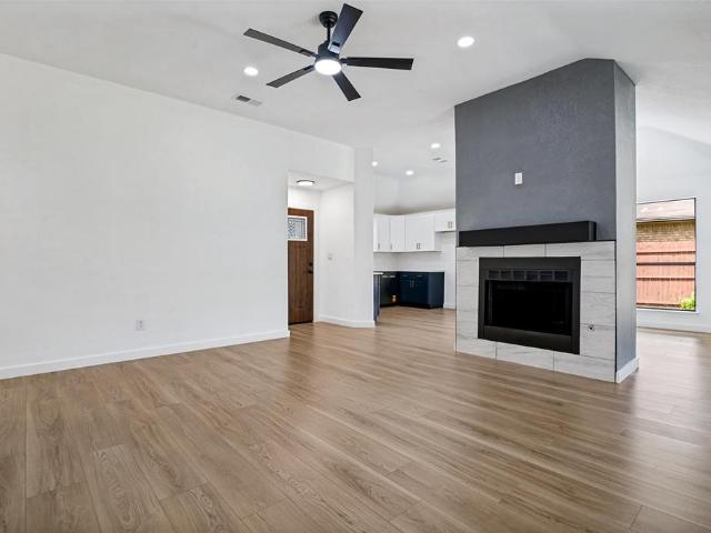 8010 Meadowlark Lane