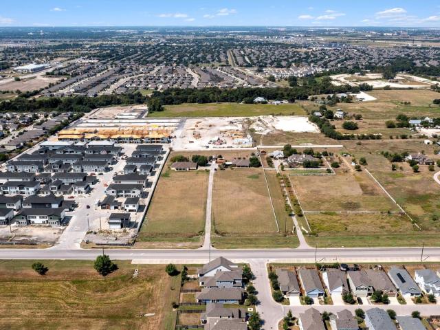 8010 County Road 110 Rd