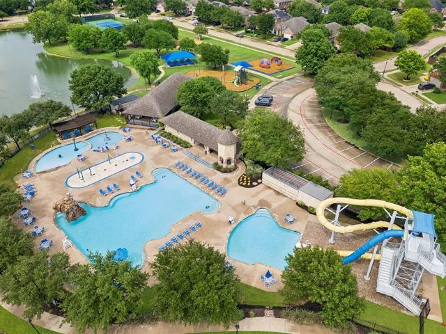 8010 Kings Court