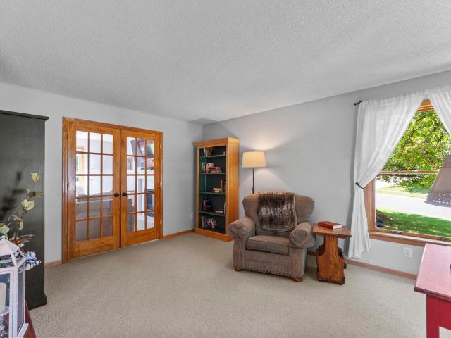 8010 Spruce Trail