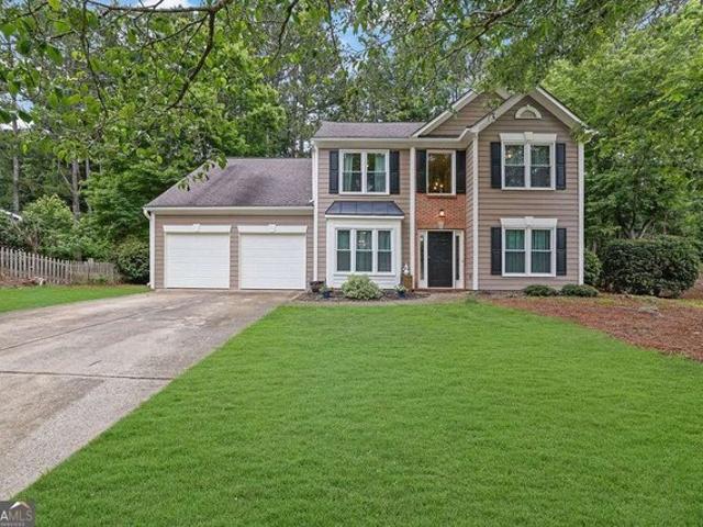 8011 Huntcliff Rd, Woodstock, GA 30189