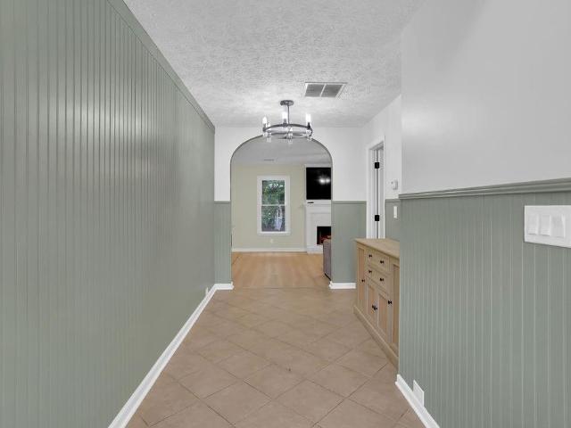 8011 Huntcliff Road