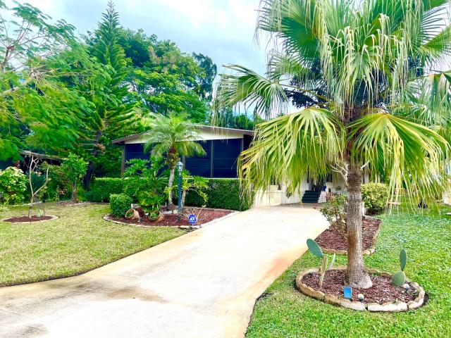 8011 SE Homestead Ave, Hobe Sound, FL 33455 | MLS #R11149 | Compass