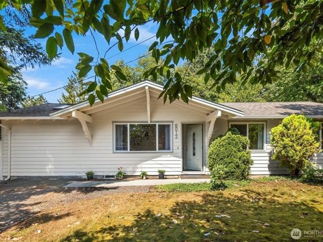 8012 NE 128th St, Kirkland, WA 98034