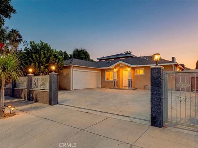 8012 Hesperia Ave, Reseda, CA 91335