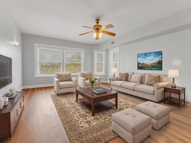 8012 S Essex Ave, Unit 3S, Chicago, IL 60617 | MLS #12567