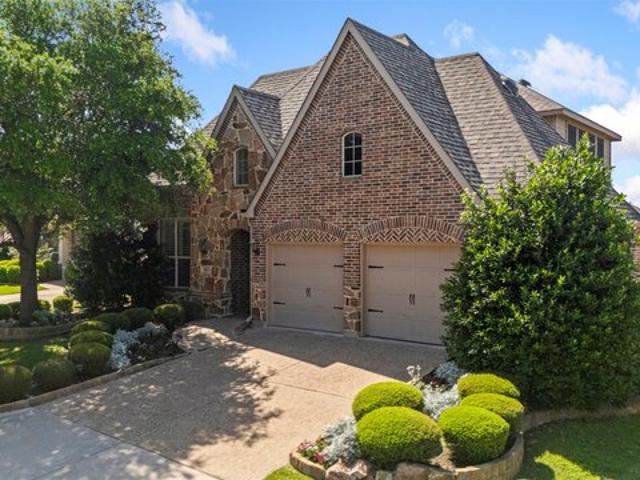 8012 Vista Creek Ln, Sachse, TX 75048