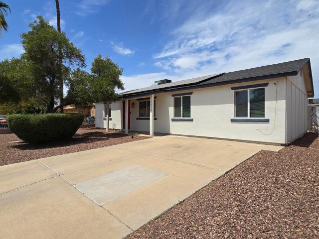 8012 w highland avenue