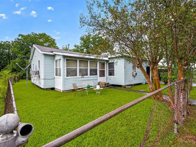 8013 Maxroy St, Houston, TX 77088