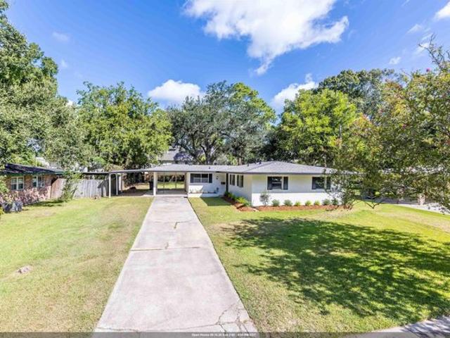 8013 Brandon Dr, Baton Rouge, LA 70809
