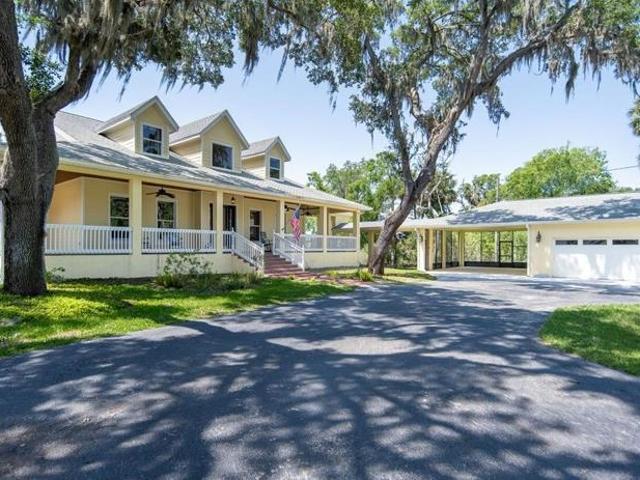 8013 Linesider Dr, Riverview, FL 33578