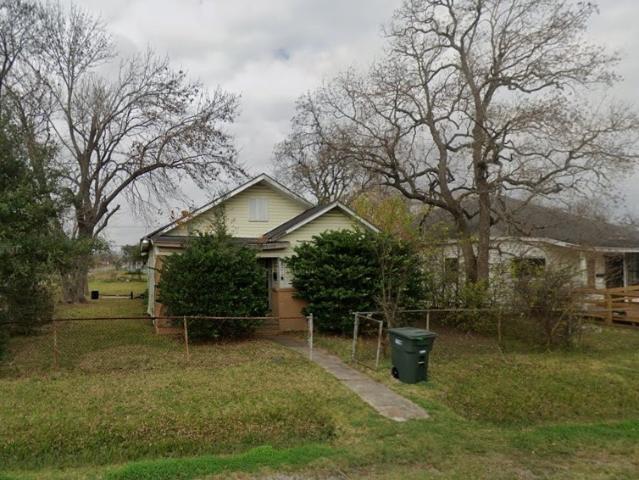 801 13th St, Port Arthur, TX 77640 | MLS #88585